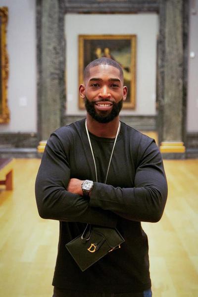 Extraordinary Portraits with Bill Bailey | TV Films UK